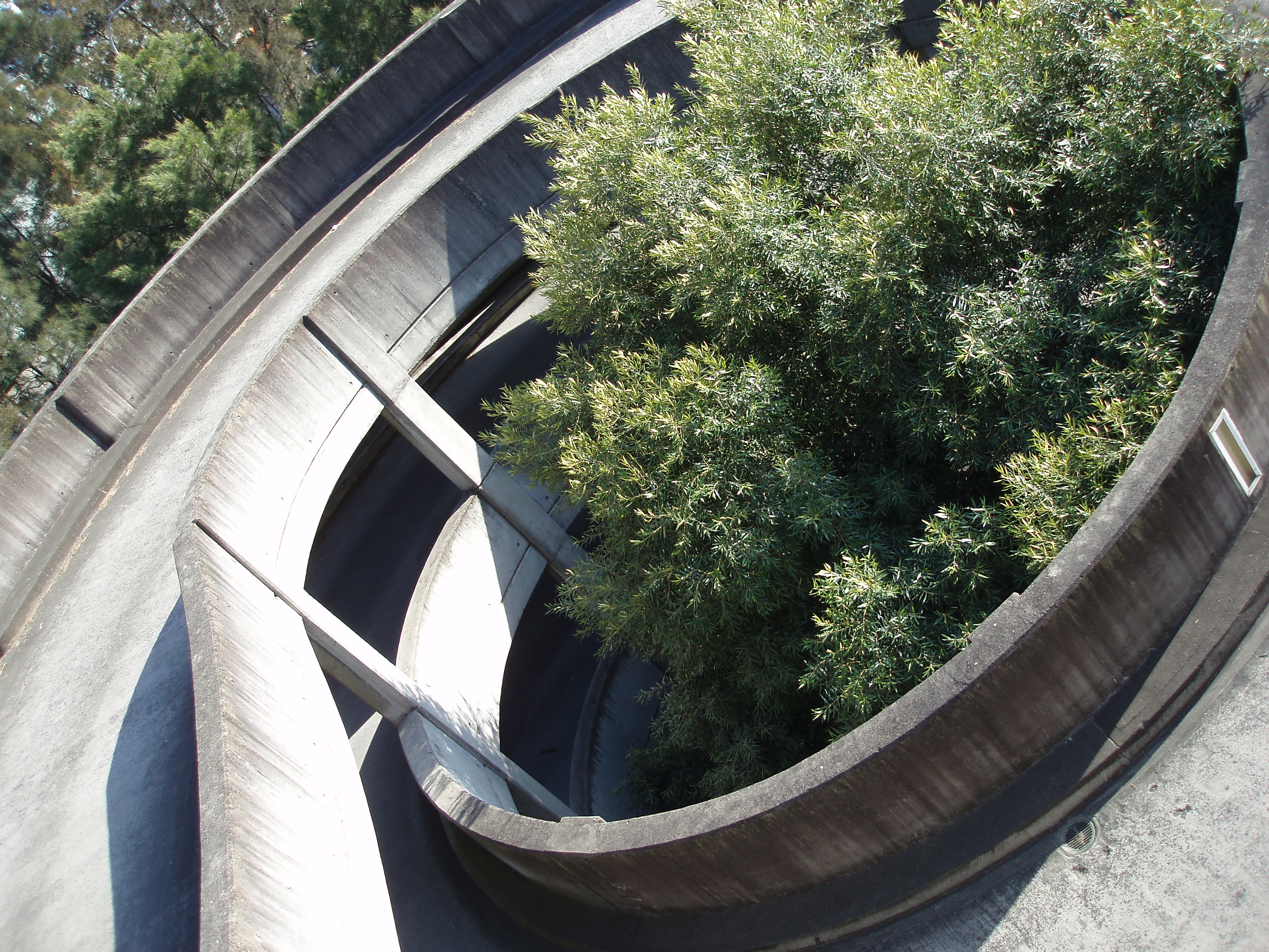 concrete multistory carpark ramp | Free backgrounds and textures ...