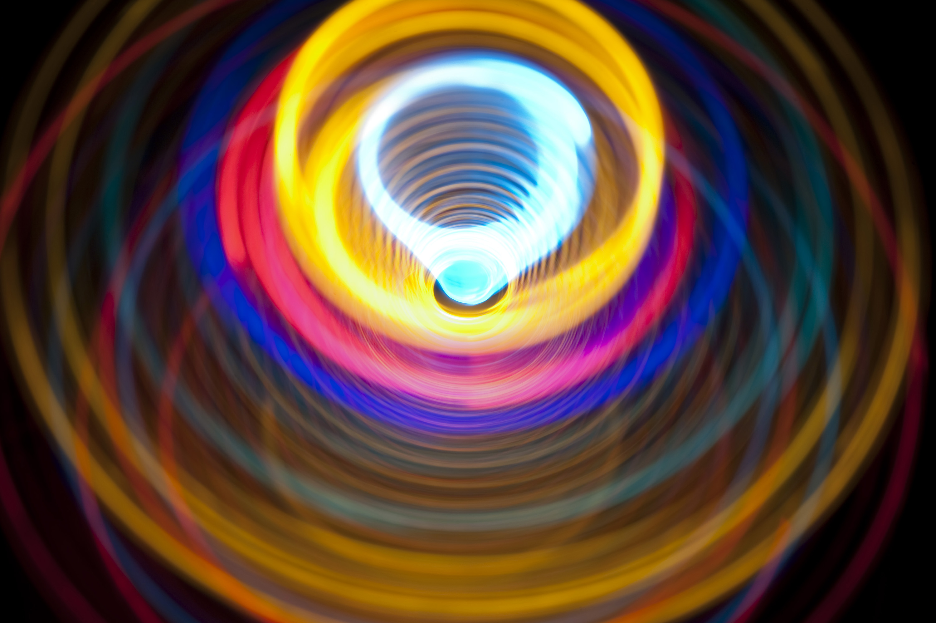 Glowing Light Cone Free Backgrounds And Textures Cr103